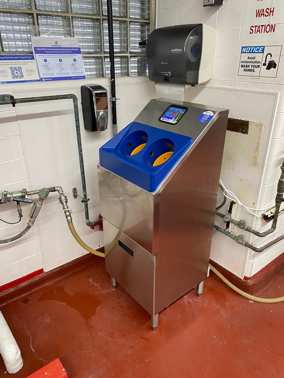 Replacing Stainless Steel Hand Sinks with CleanTech®