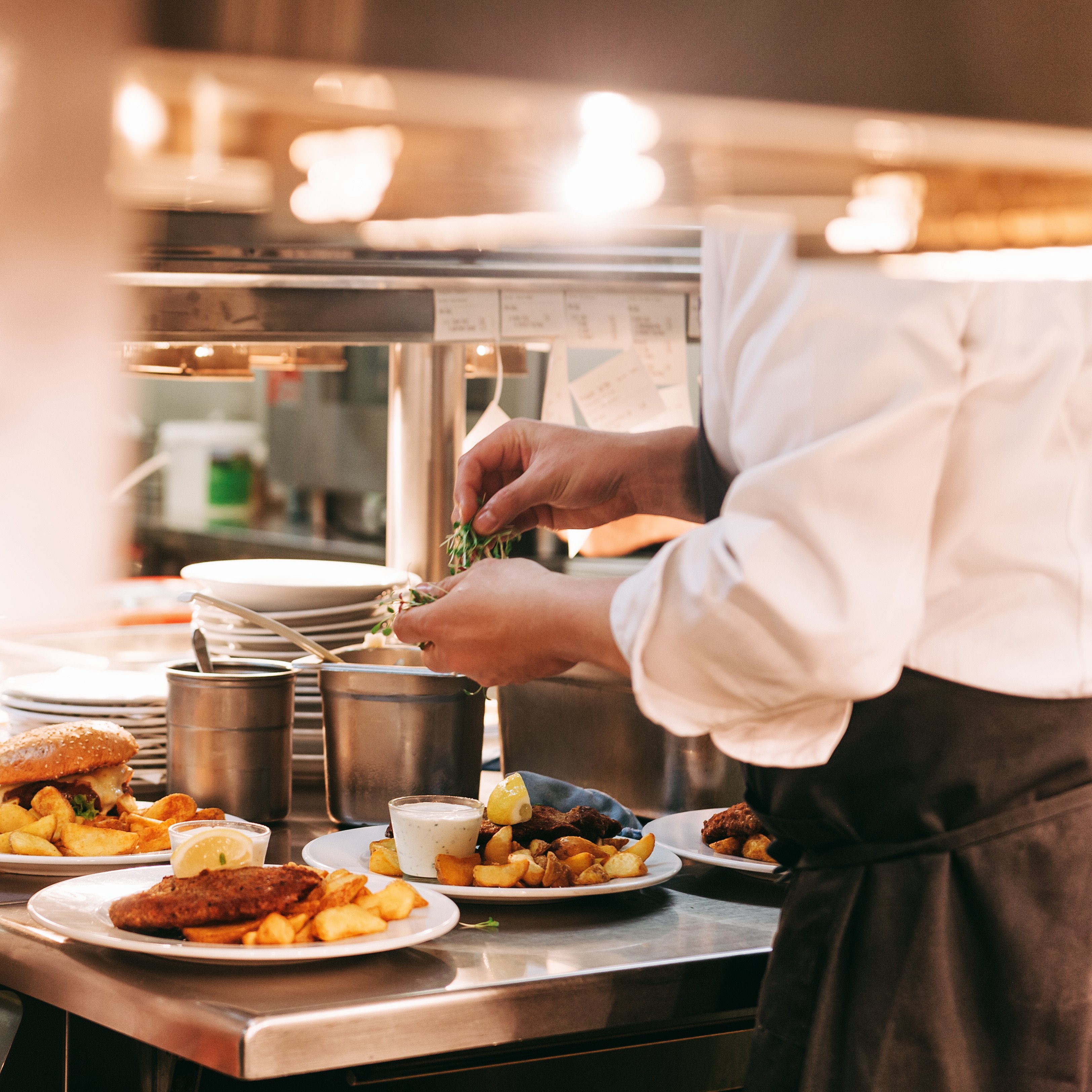 How to Prevent Allergen Cross Contamination in Food Service