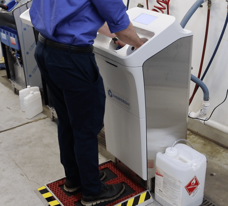 How Can a Hand Hygiene Monitoring System Ensure Food Safety?