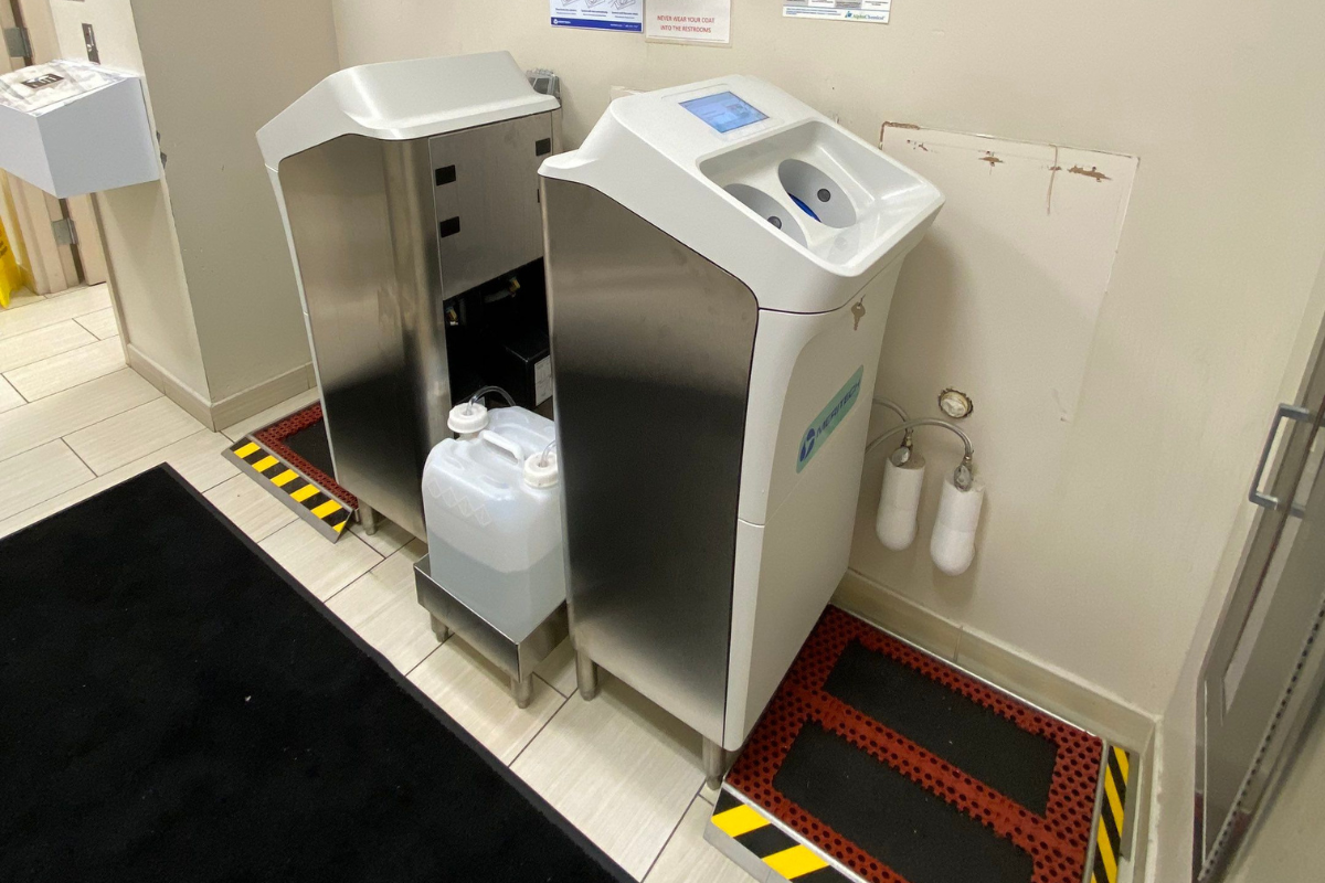 Enhance Footwear Hygiene | Sole Clean Low Moisture Pan Enhancements