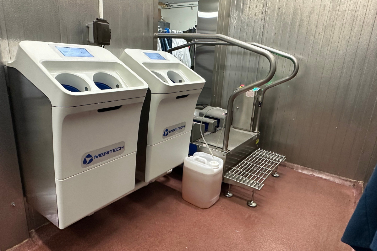 CleanTech EVO Wall | Automatic Wall-Mounted Handwashing Station
