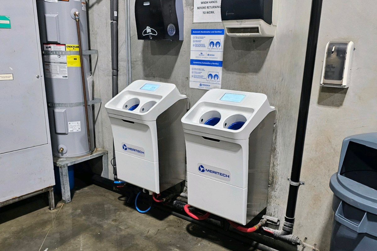 CleanTech EVO Wall | Automatic Wall-Mounted Handwashing Station